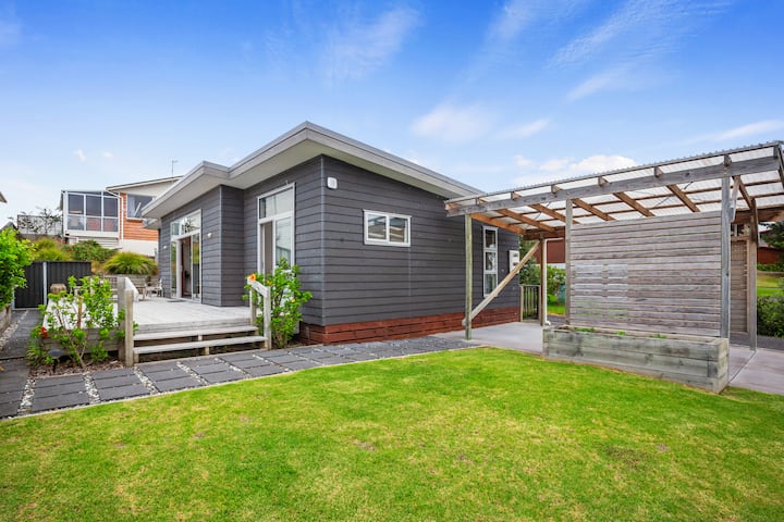 Relax On Dillon - Waihi Beach Holiday Home - Waihi