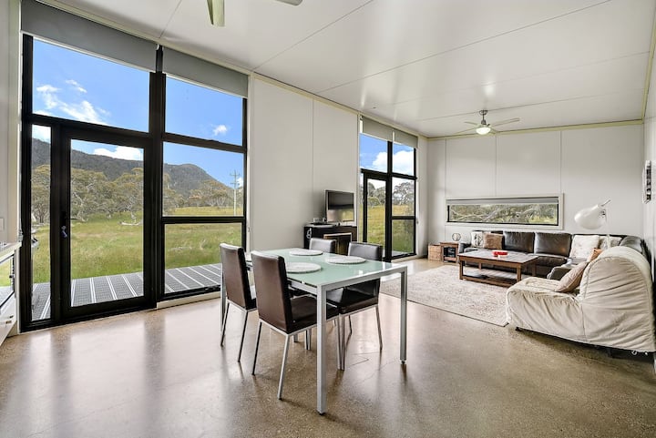 Ecocrackenback Chalet 7 - Perisher Ski Resort
