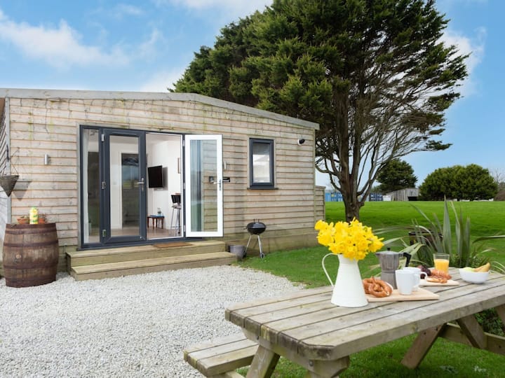 Lodge 2 By Interhome - Helston