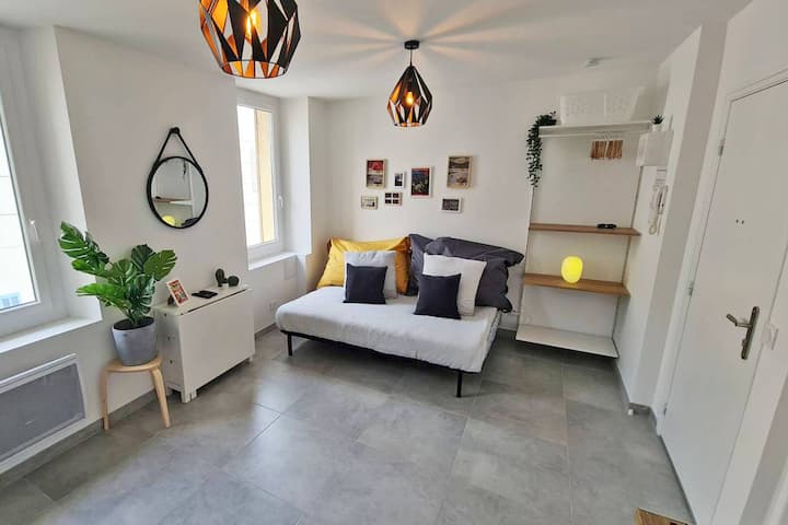 Maxbnb - Studio 23m2 - Climatisé - 10min Gare - Toulon