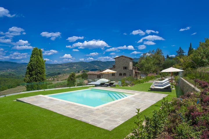 Villa Chianti With Panoramic Pool On The Vineyard - Radda in Chianti