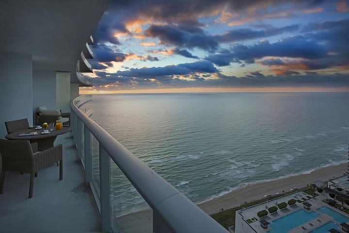 H Hollywood Resort, 4 1br Oceanview King Suites! - Hollywood, FL