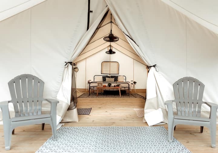 Deluxe Safari Tent Site 2 - Auburn, AL