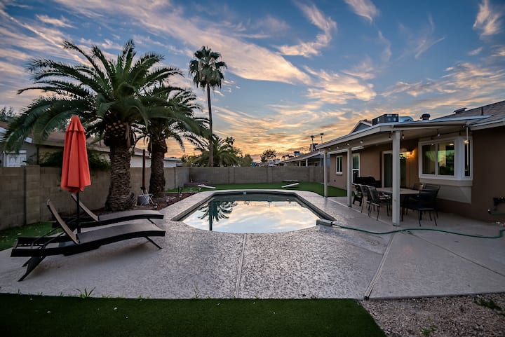 Luxury Home W/ Heated Pool & Golf Access - Phoenix, AZ