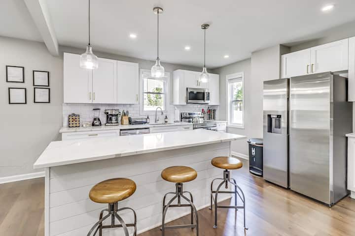 9 Mi To Us Capitol: Pet-friendly Cheverly Apt - Hyattsville, MD