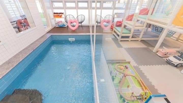 독채온수키즈풀빌라 객실, A동 - Gyeongju-si