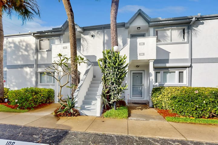1br Dog-friendly Condo With Beach Access & Balcony - Cape Canaveral, FL