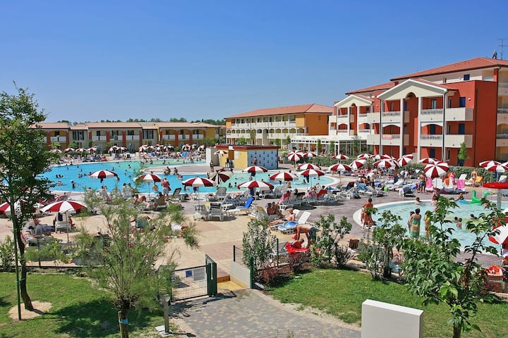 Pini - 2-story Apartment With Garden And 2 Bedroom - Caorle