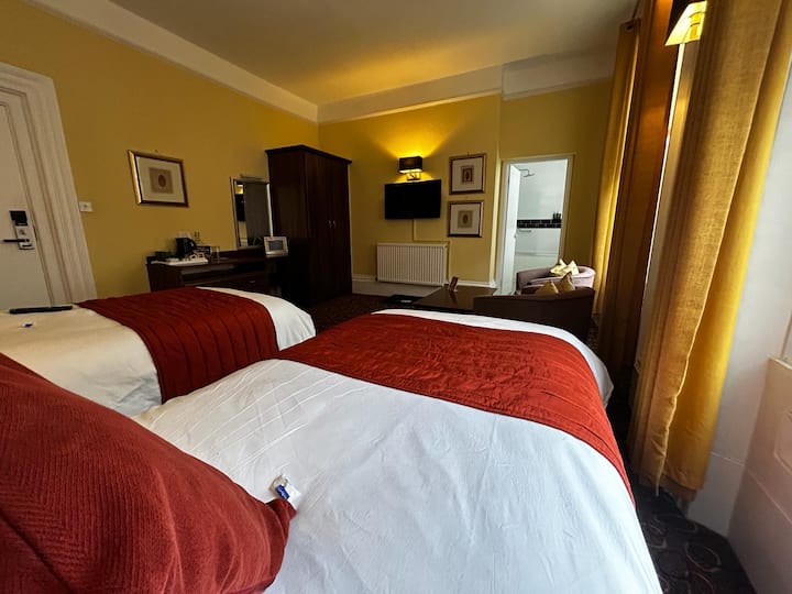 Twin Room With Breakfast - Ledbury