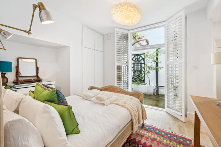 Stunning Two Bedroom Flat In South Kensington - 킹스턴