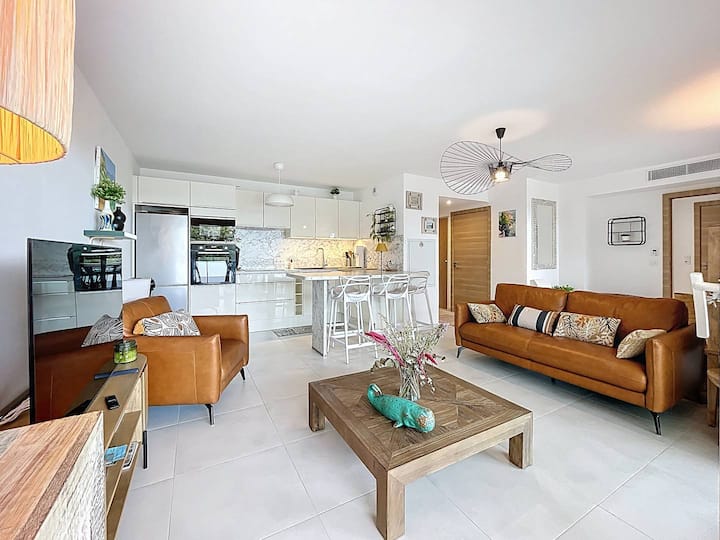 Charmant Appartement -Résidence Avec Piscine - Calvi