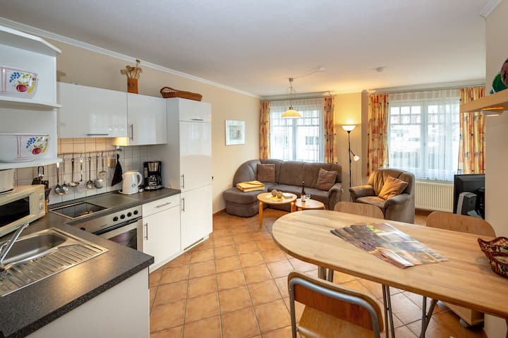 Villa Laetitia In Binz | Wohnung 02 - Binz