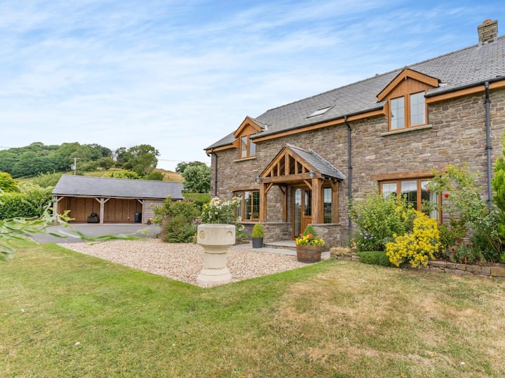 3 Bed In Brecon (Oc-92479) - Brecon