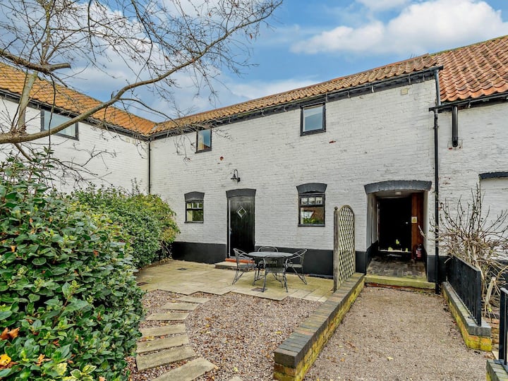 2 Bed In Mattersey (93770) - Retford