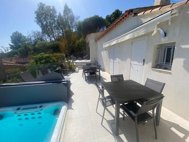 Villa Vallon D'aiguebelle By Interhome - Bormes-les-Mimosas