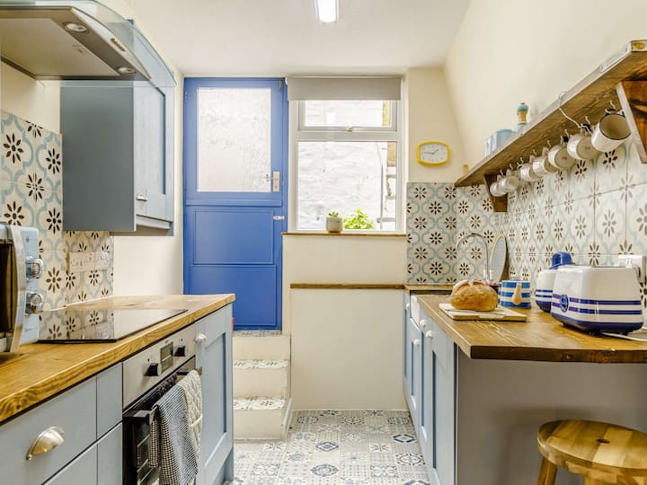 2 Bed In Polruan (Pc021) - Fowey