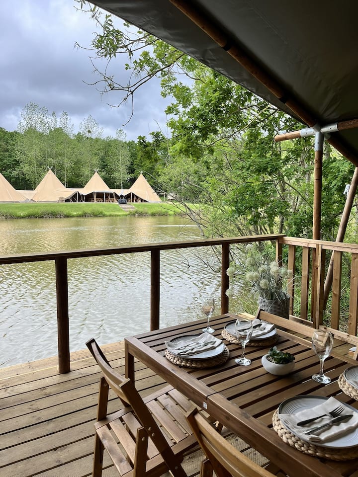 Elmbridge Farm Lakeside Safari Tent - Teal - Bromsgrove