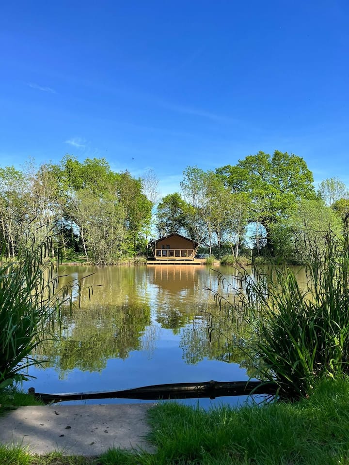 Elmbridge Farm Lakeside Safari Tent - Teal - Worcestershire