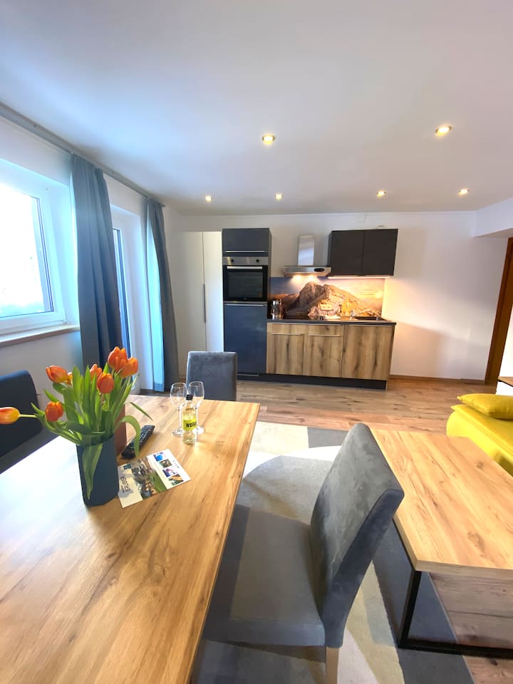 Trendy Apartment With Living-room + Bedroom - Bad Gastein