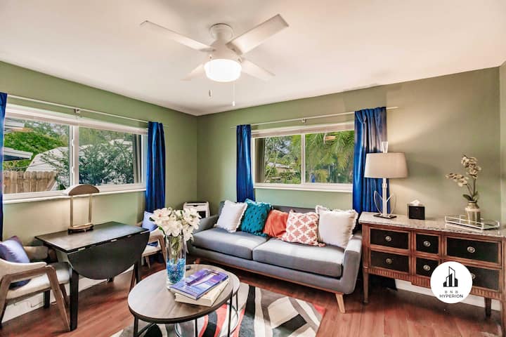 Uhost Ai | Hollywood 1br W/ Patio & Kitchenette - Hollywood, FL
