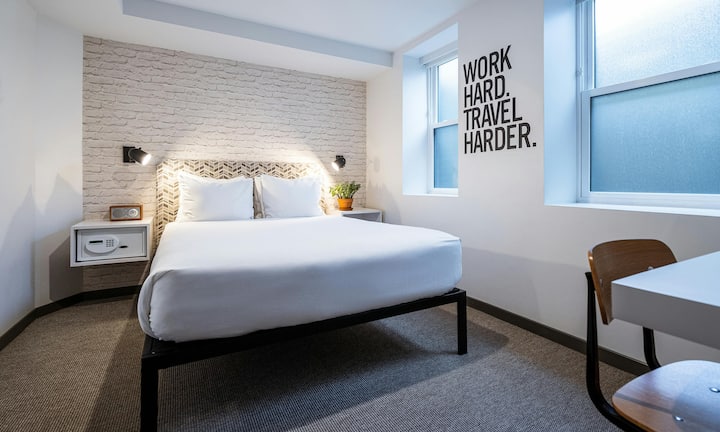 Hive Swag Shop Is Worth A Browse - Washington, DC