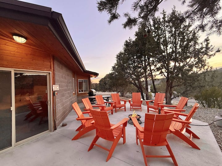 Family Home Near Zion W/resort Pool & Pickleball - Orderville, UT