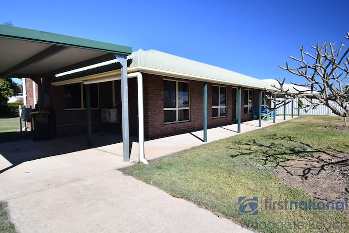 Great Family Holiday Home - Woodgate