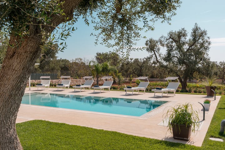 Villa Gelso Bianco Con Piscina - Francavilla Fontana