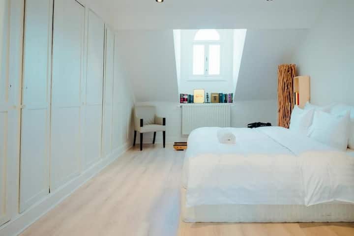 One Bedroom Suite In The Heart Of The City - Gent