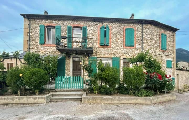 Lovely Home In Menglon With Kitchen - Luc-en-Diois