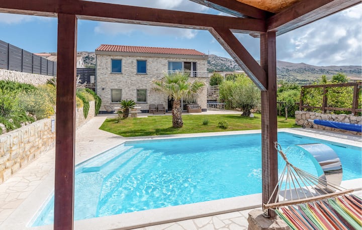 Beautiful Home In Pag - Pag