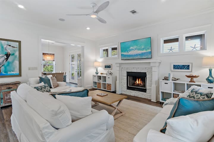 Golf Cart*bikes*pools*pickleball - Seaside, FL