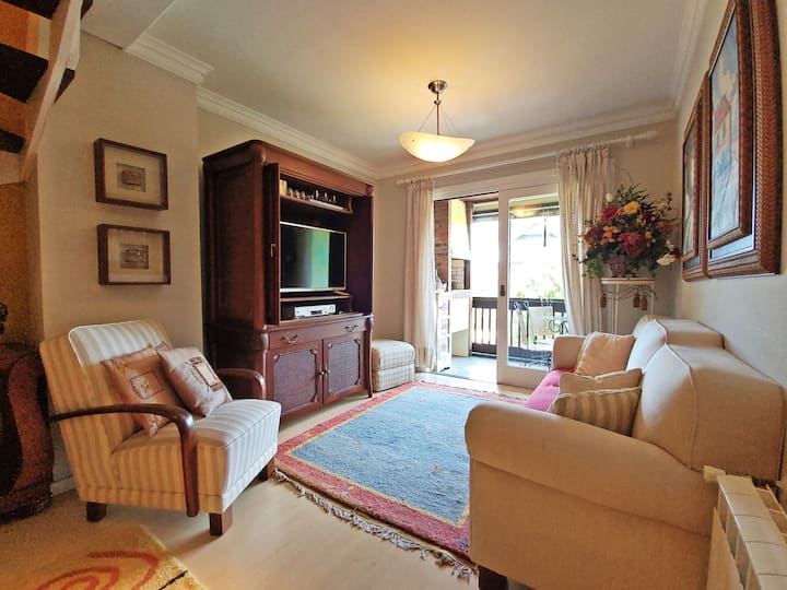 Duplex 4d No Coração De Gramado, 300m Da R Coberta - Gramado