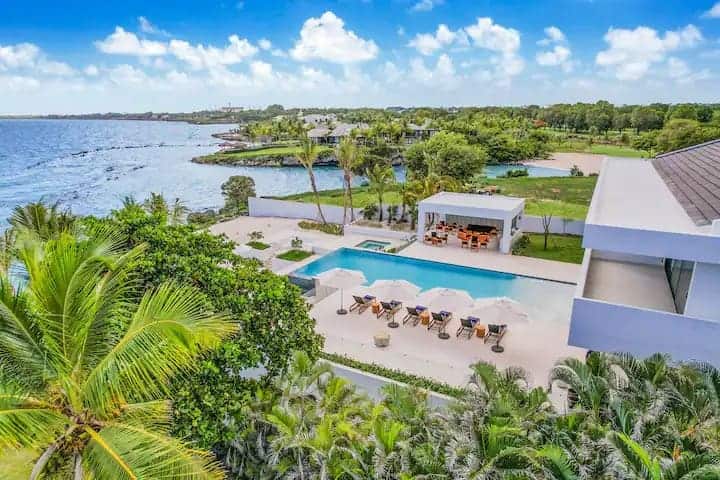 Beachfront 12bdr Villa @ Cdc, Impressive Views! - La Romana