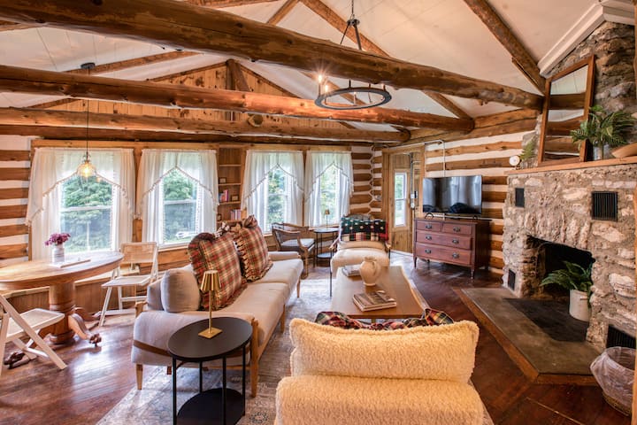 Cozy Log Cottage In Berkshires On 1.6 Acres! - Cherry Plain State Park, Petersburgh