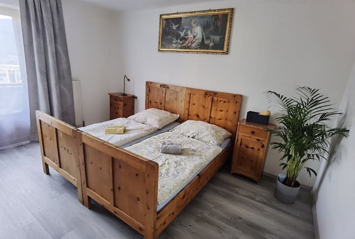 Quaint Room In Modern Flat - Innsbruck