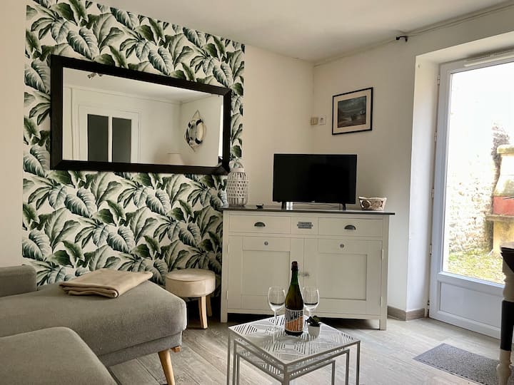 Beach House And Patio By Melrose - Arromanches-les-Bains