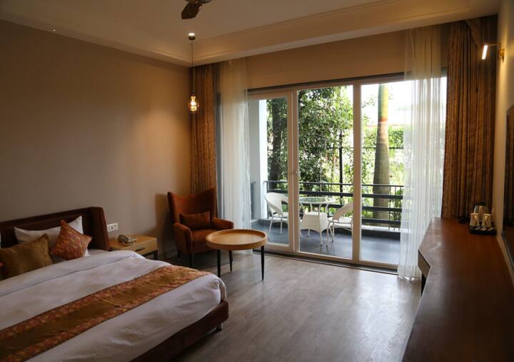 Premium Room With All Meal Plan At Uttarakhand - 拉姆訥格爾