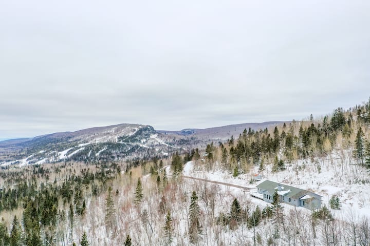 Mountain Top On Lutsen Mountains In Lutsen, Mn - Lutsen, MN