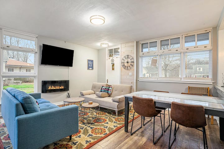 Quaint Location Close To The Beach With Grill And - South Haven, MI