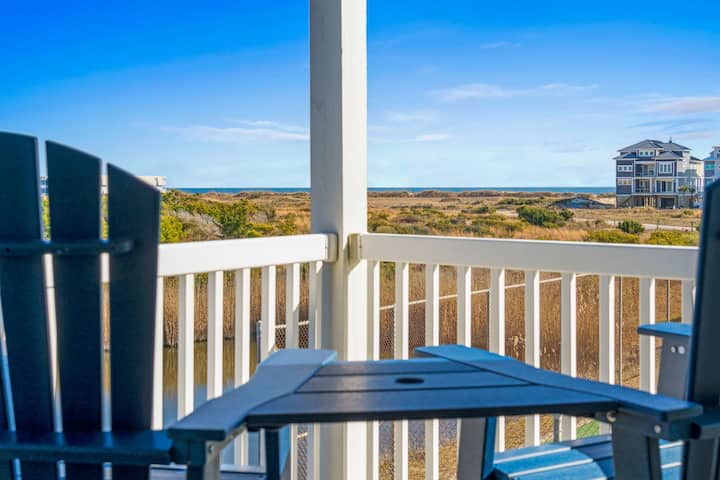 Ocean Isle Beach Condo: Beach, Pool & Pet-friendly - Ocean Isle Beach, NC