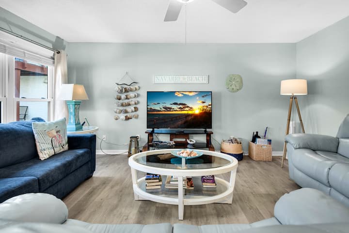 Fab Location-beachview 101- Beaches And Moonbeams - Navarre Beach, FL