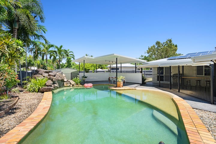 4 Bedroom House @ Holloways Beach - Cairns