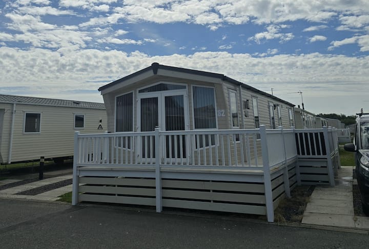 Modern Platinum Standard 2 Bedroom With Decking - Rhyl