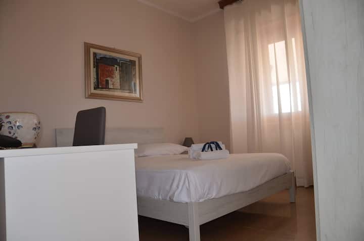 Residenza Le Terrazze Sta 06/sal Stanza 2 Pax - Sássari