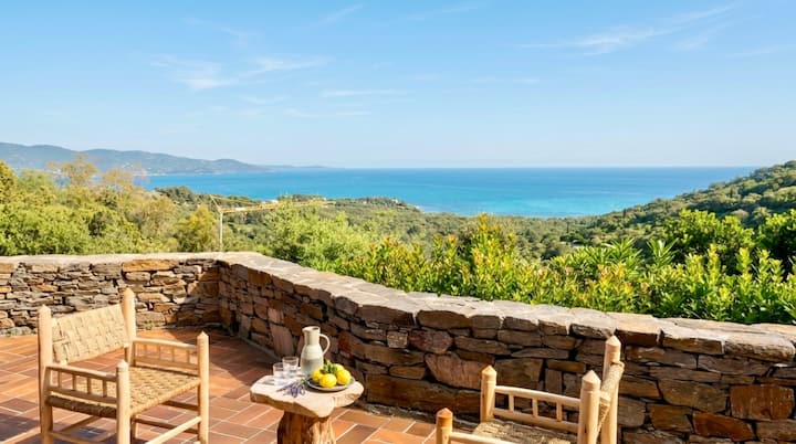 Casa-gaou-benat : Villa En Bord De Mer Avec Vues - Parc national de Port-Cros
