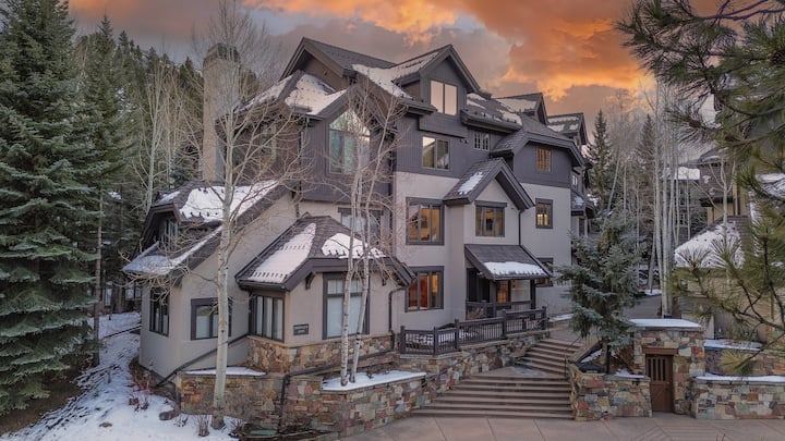 Walk To Arrow Bahn Express | Icegrass Chalet - Edwards, CO