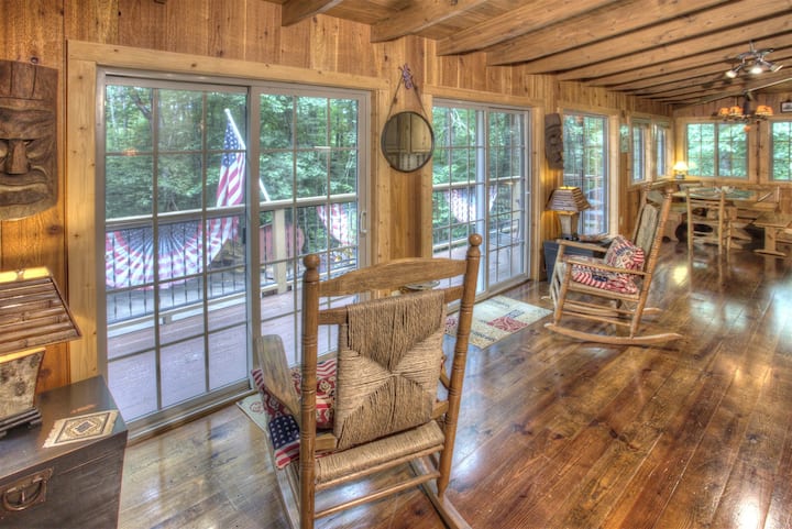 Delaine`s Retreat- Walkable To Downtown Helen, Ga - Helen, GA