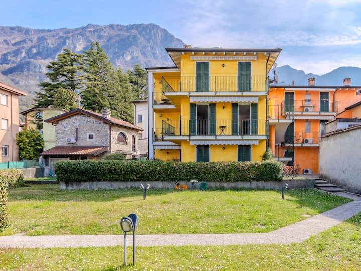 Di Lalla By Interhome - Lierna