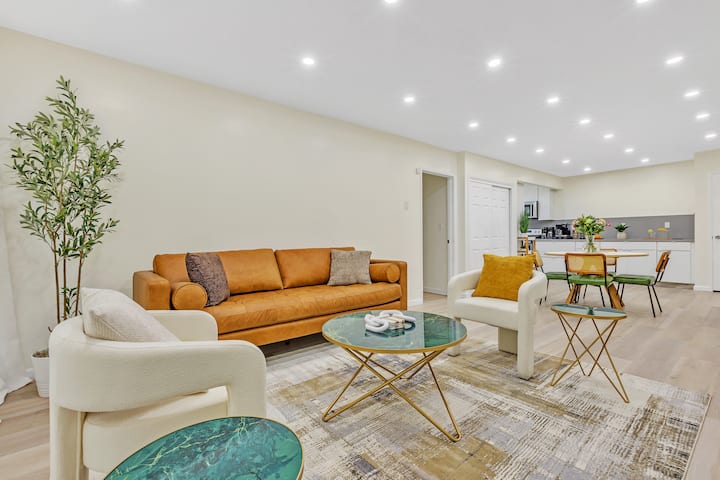 Spacious Culver City Condo | Pool | Free Parking - Aéroport de Los Angeles (LAX)